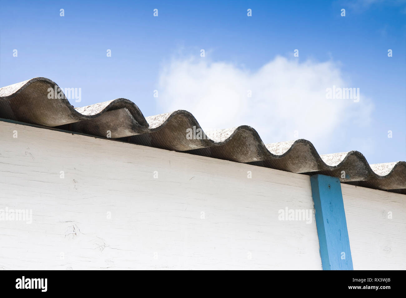 Dangerous asbestos roof - Medical studies have shown that the asbestos ...