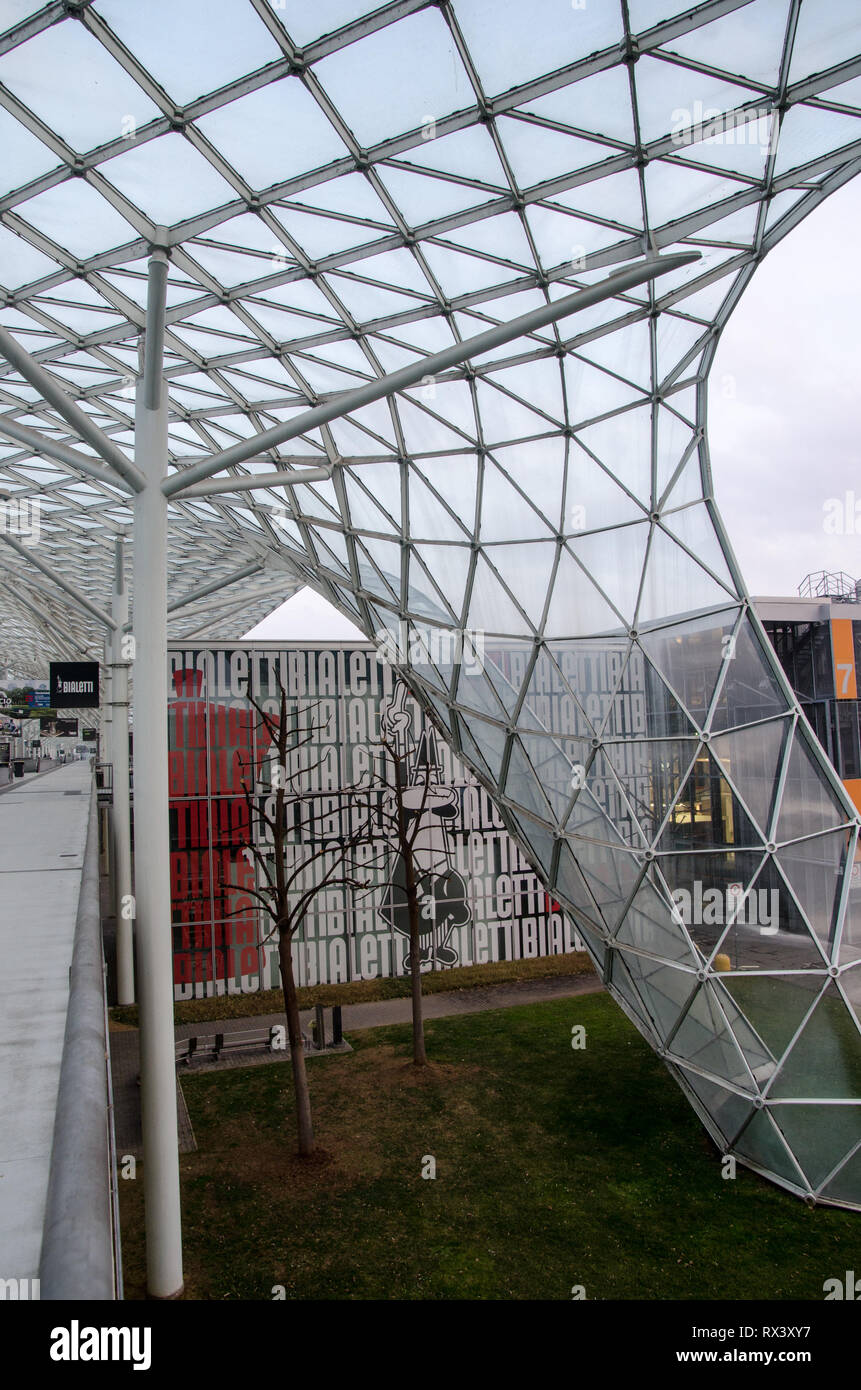 The biggest glass artwork of europe hi-res stock photography and images ...