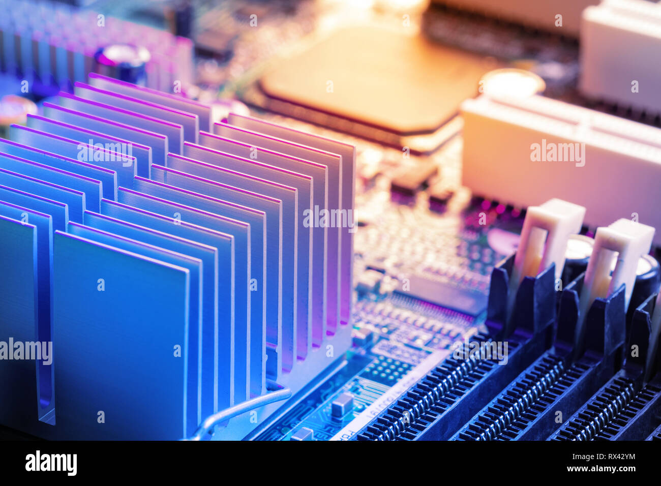 Close Up - Heatsink, memory, chips in a computer circuit board ...