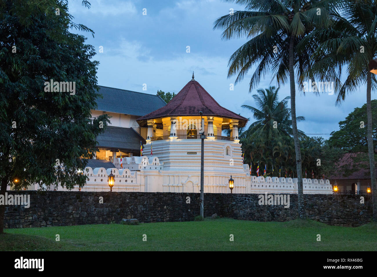 Asia sri lanka palace hi-res stock photography and images - Alamy