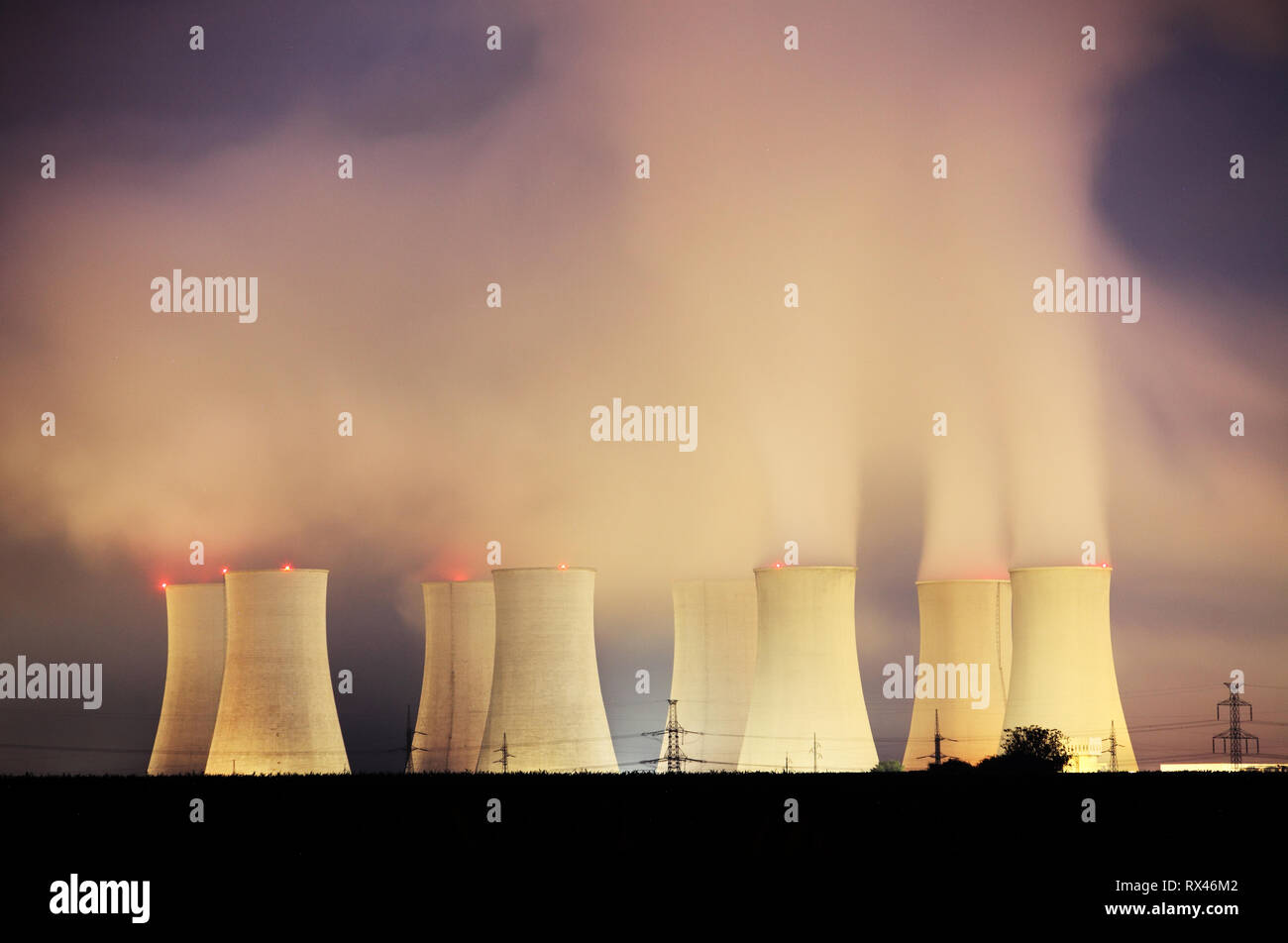 Power plant Nuclear by night Stock Photo - Alamy