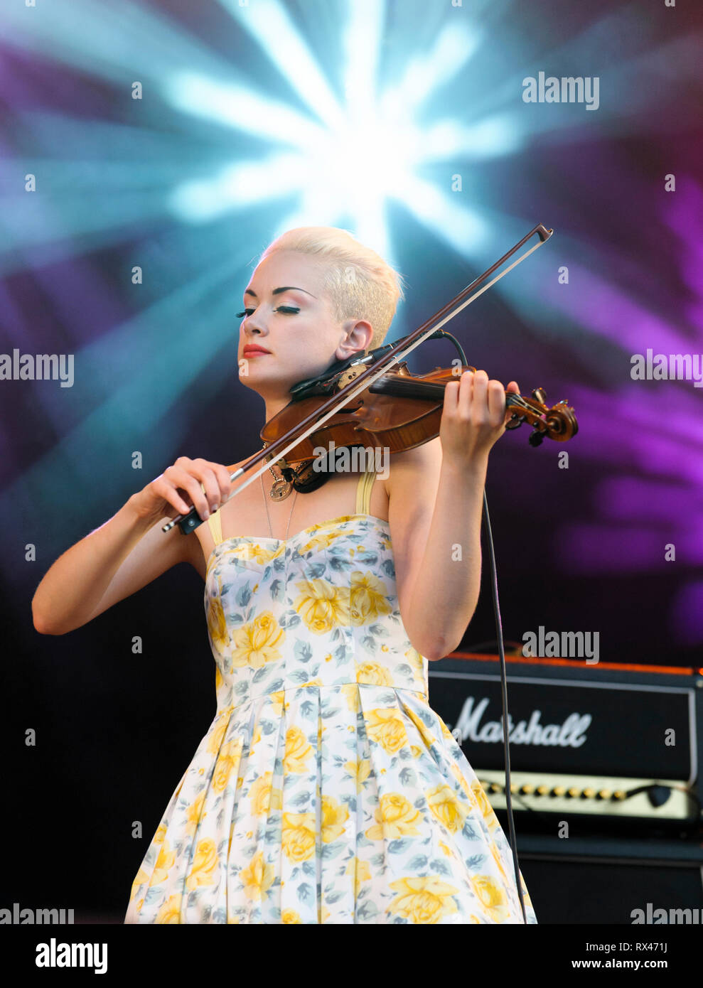 Erica Nockalls of The Wonder Stuff performing at the Fairport's ...