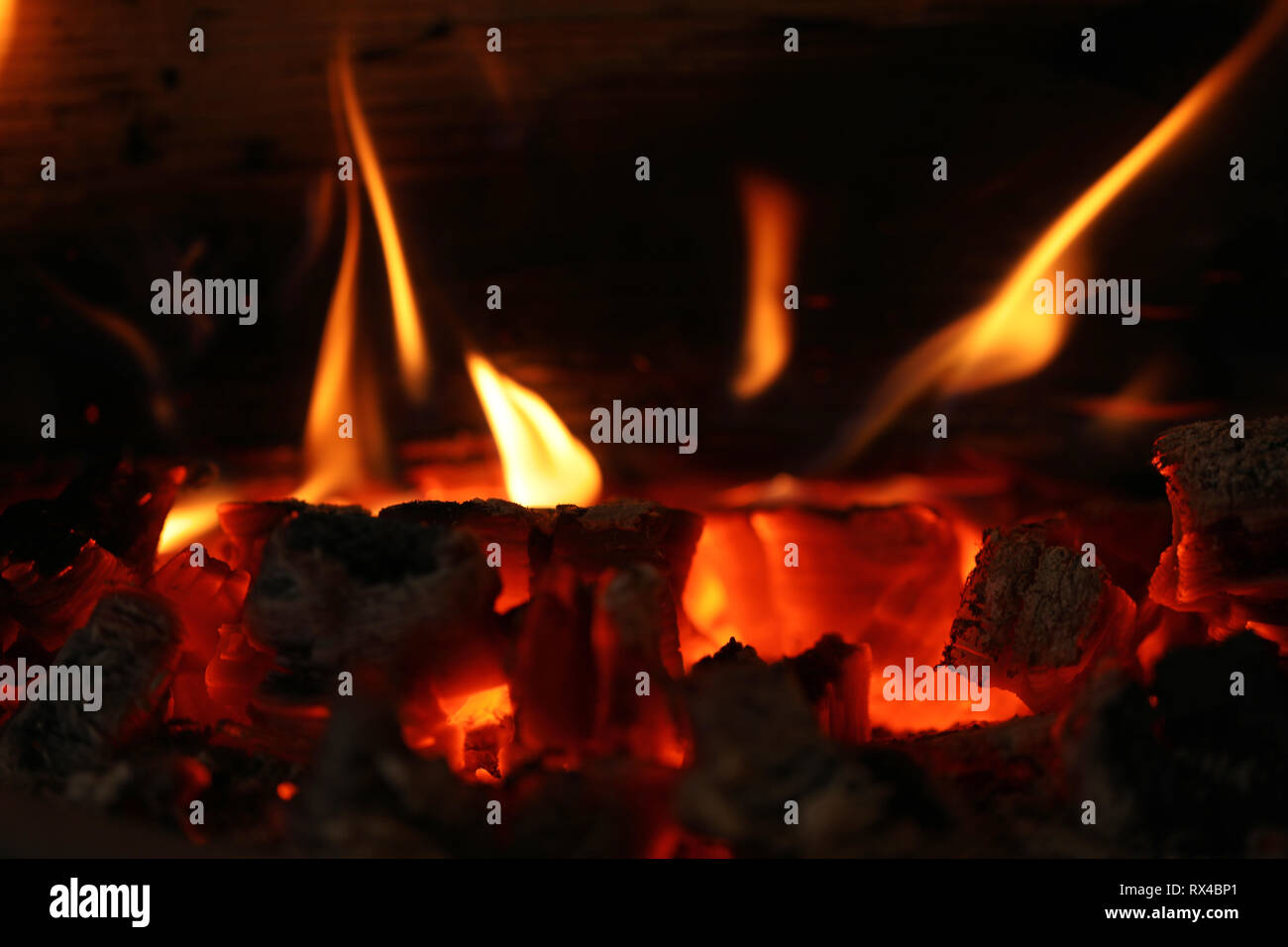 Wood Fire Glow Embers Stock Photo - Alamy