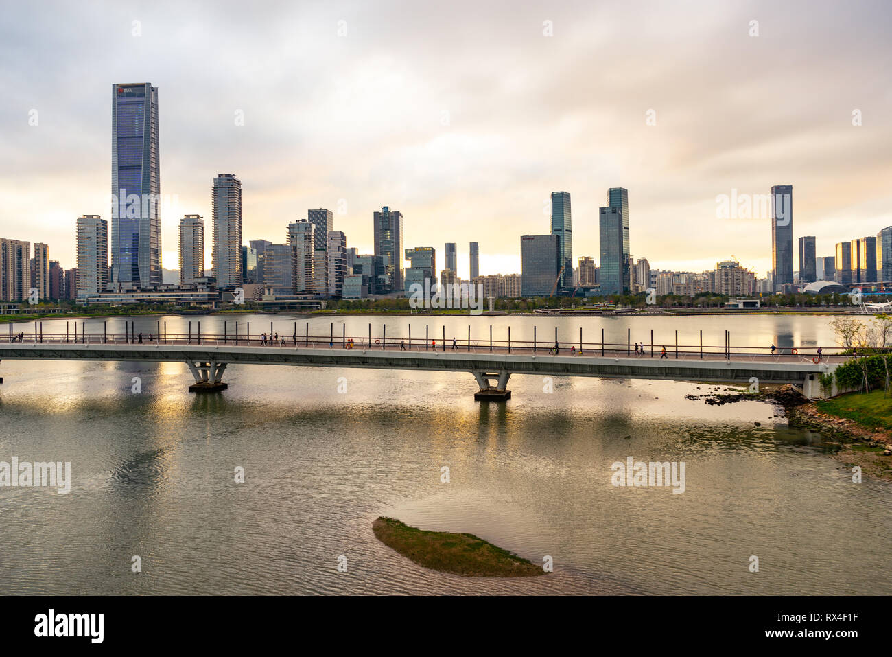 Nanshan hi-res stock photography and images - Alamy