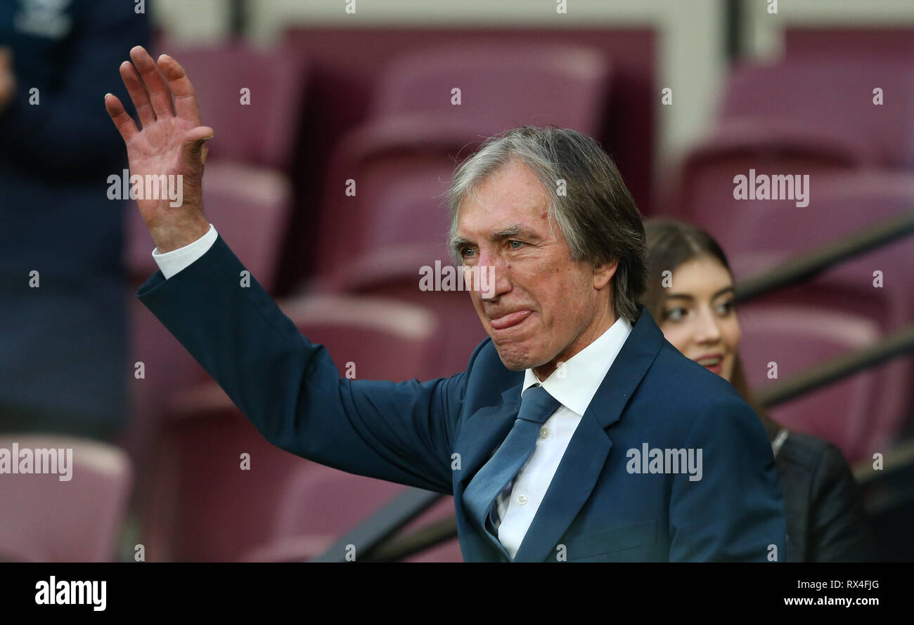 Former West Ham United player Billy Bonds during the unveiling of the ...