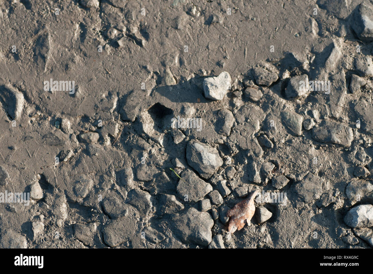 Gravel road texture hi-res stock photography and images - Alamy