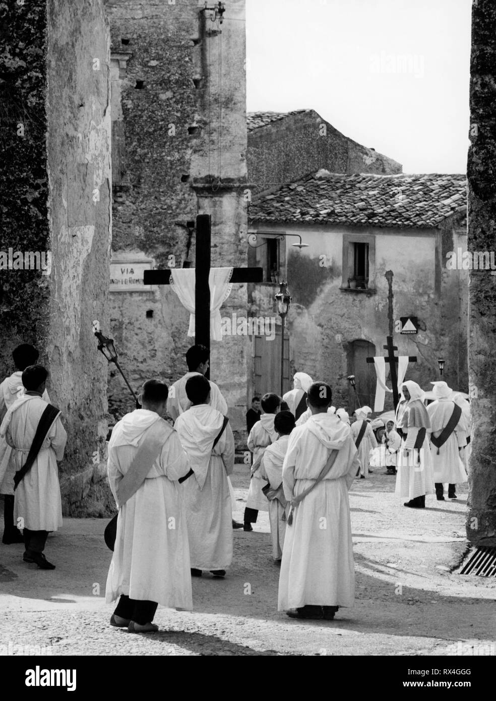 Procession holy friday Black and White Stock Photos & Images - Alamy