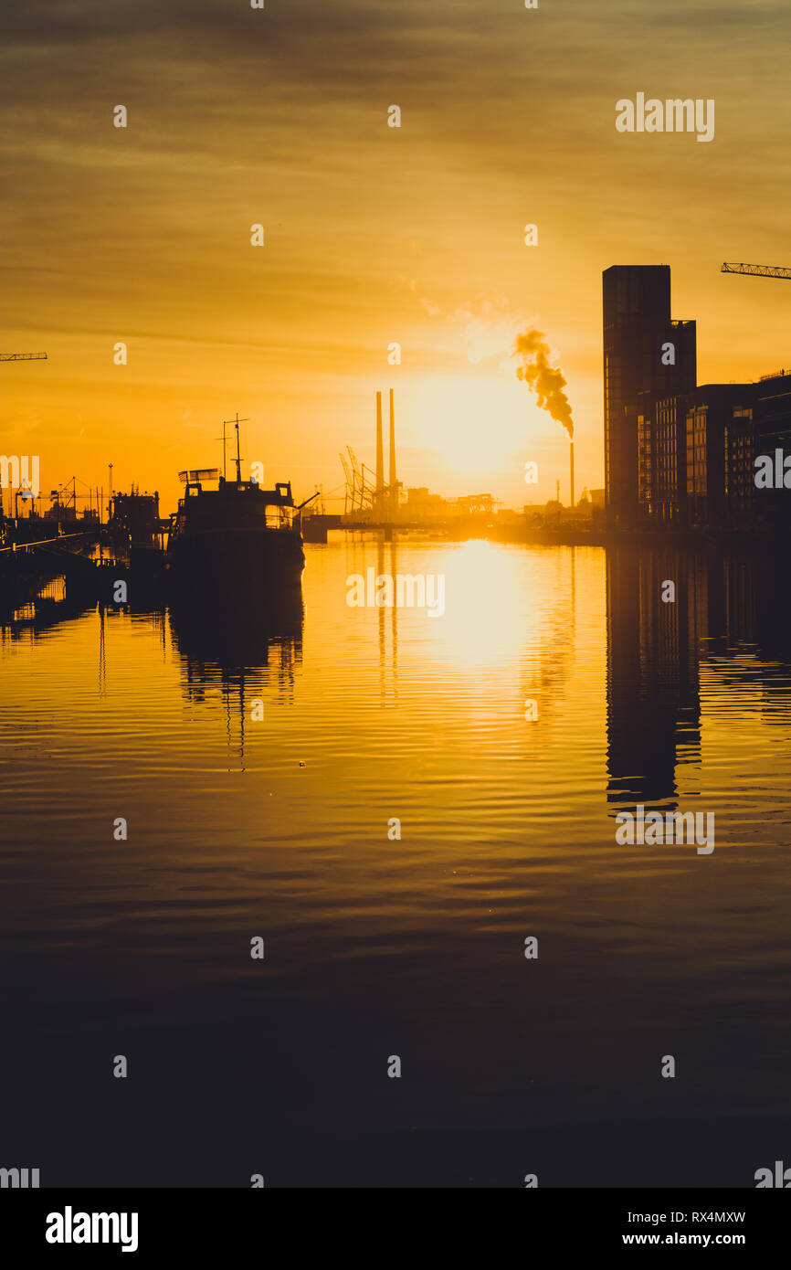 Poolbeg street dublin hi-res stock photography and images - Alamy