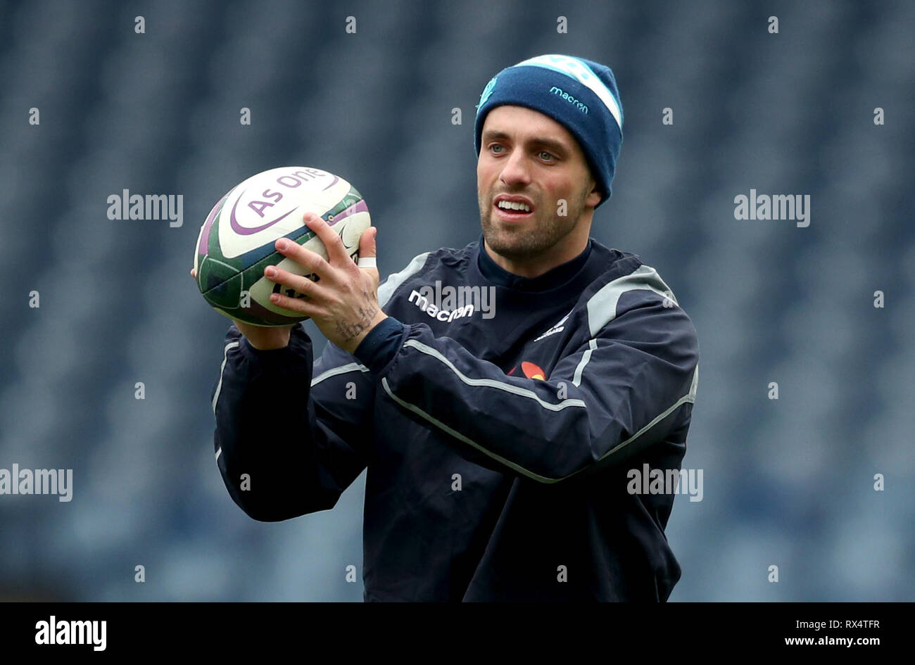 Adam edinburgh hi-res stock photography and images - Alamy