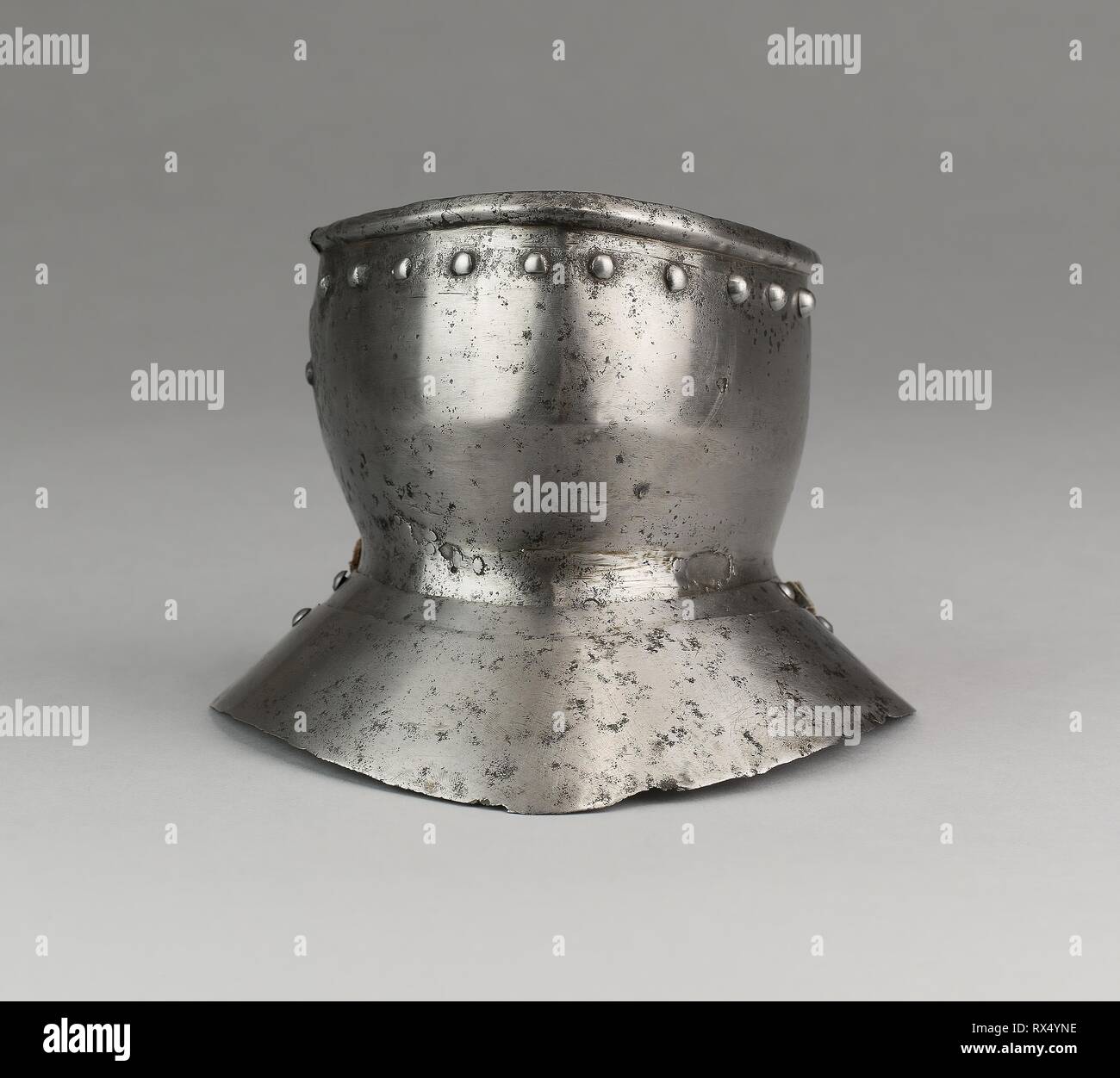 Two gorget pieces hi-res stock photography and images - Alamy