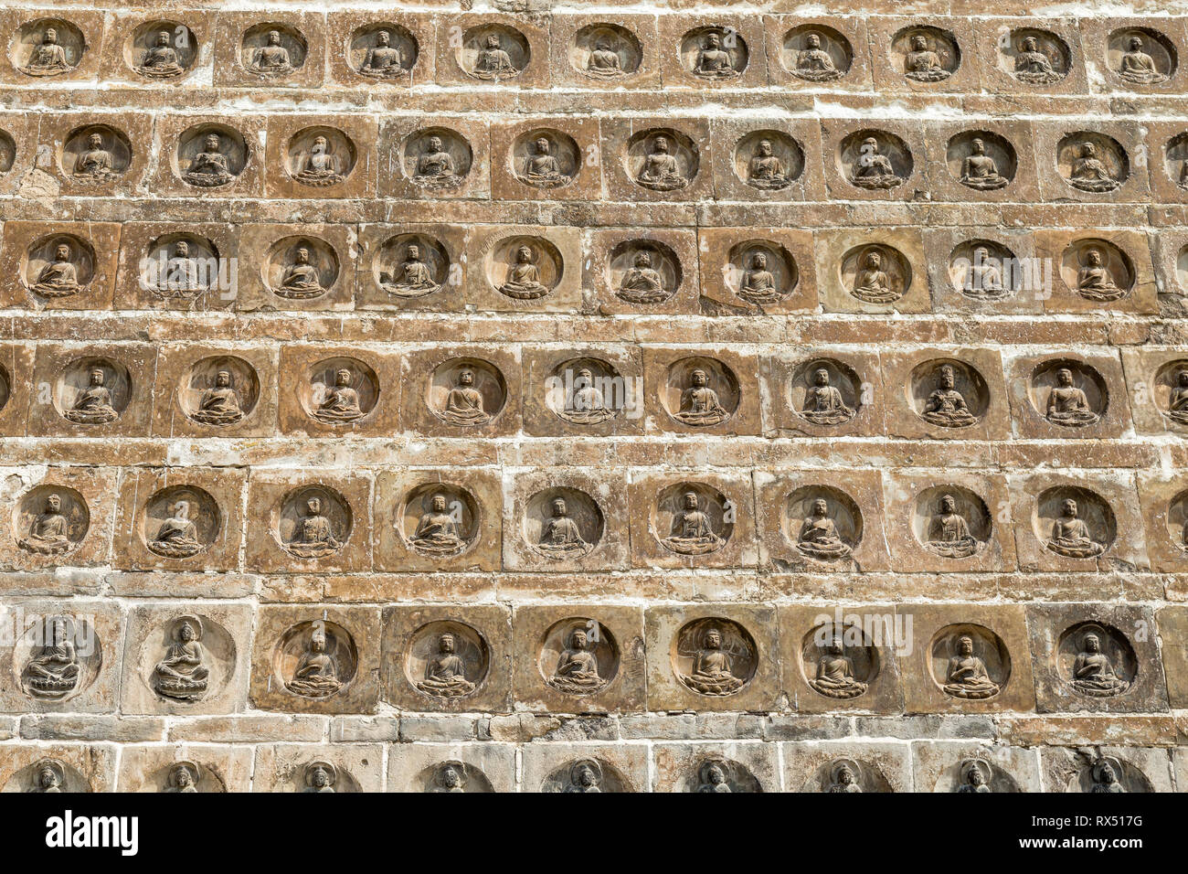 Some of the 10.000 brick statues of the Buddha of excellent carving ...
