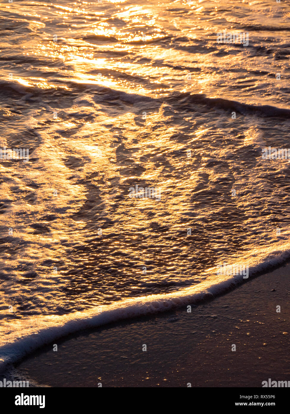 Sunset Over Atlantic Sea, Waves Hitting Tropical Beach, Eleuthera ...