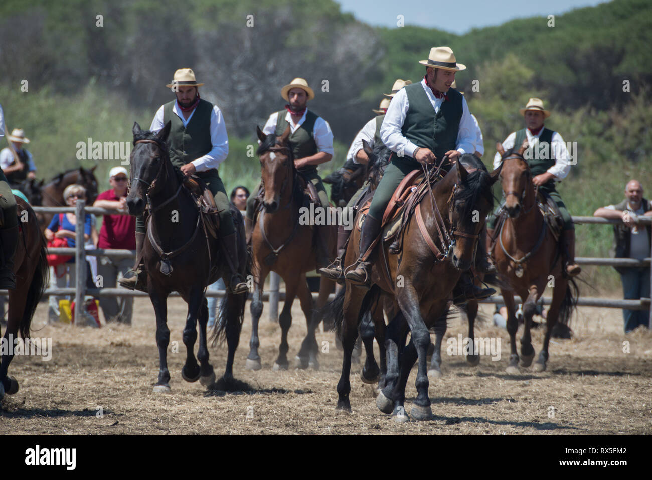 Buttero cowboy hi-res stock photography and images - Alamy