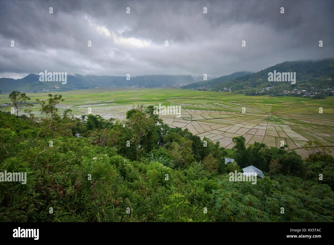 Lodok cara hi-res stock photography and images - Alamy