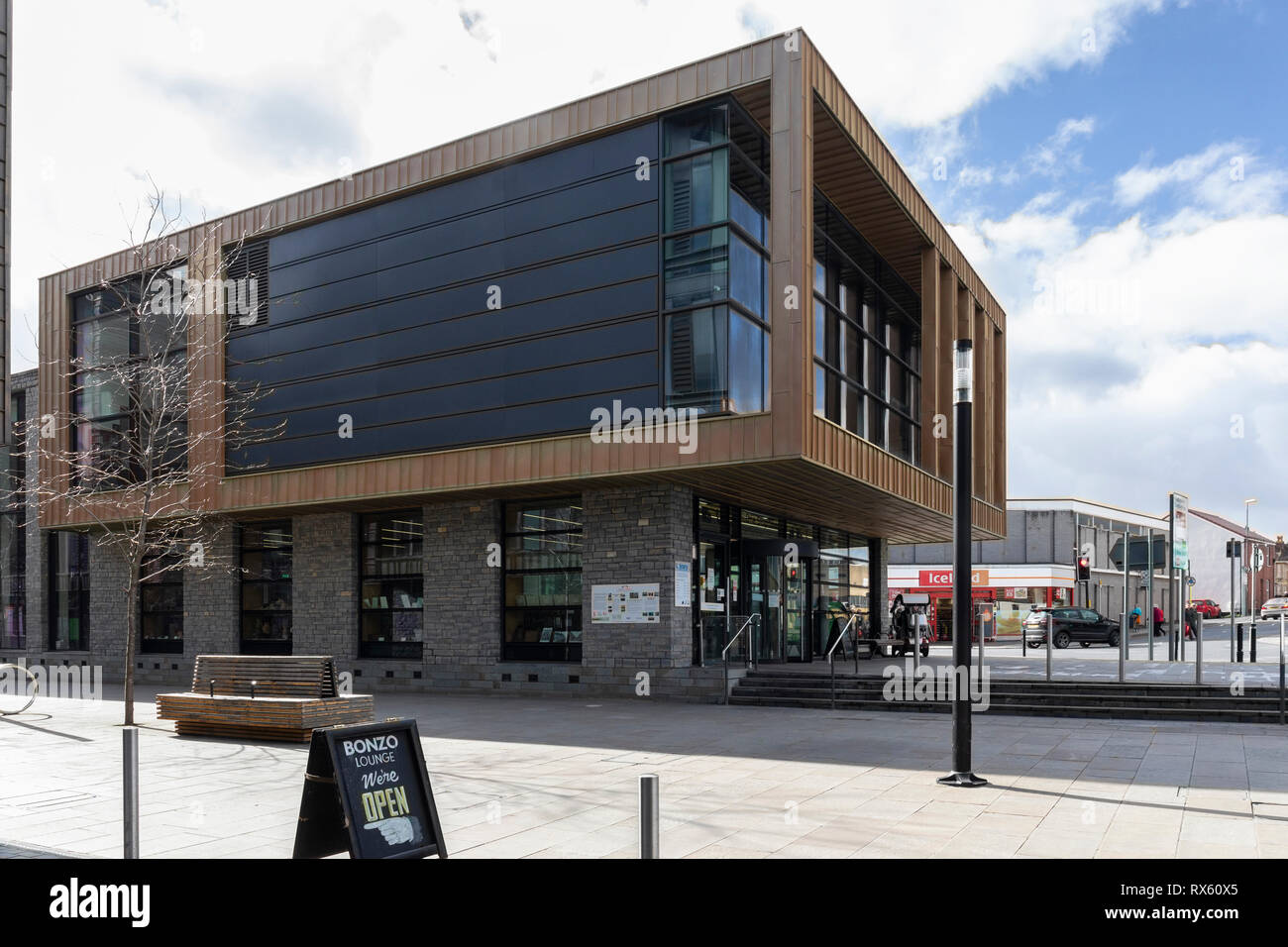 Keynsham town centre uk hi-res stock photography and images - Alamy