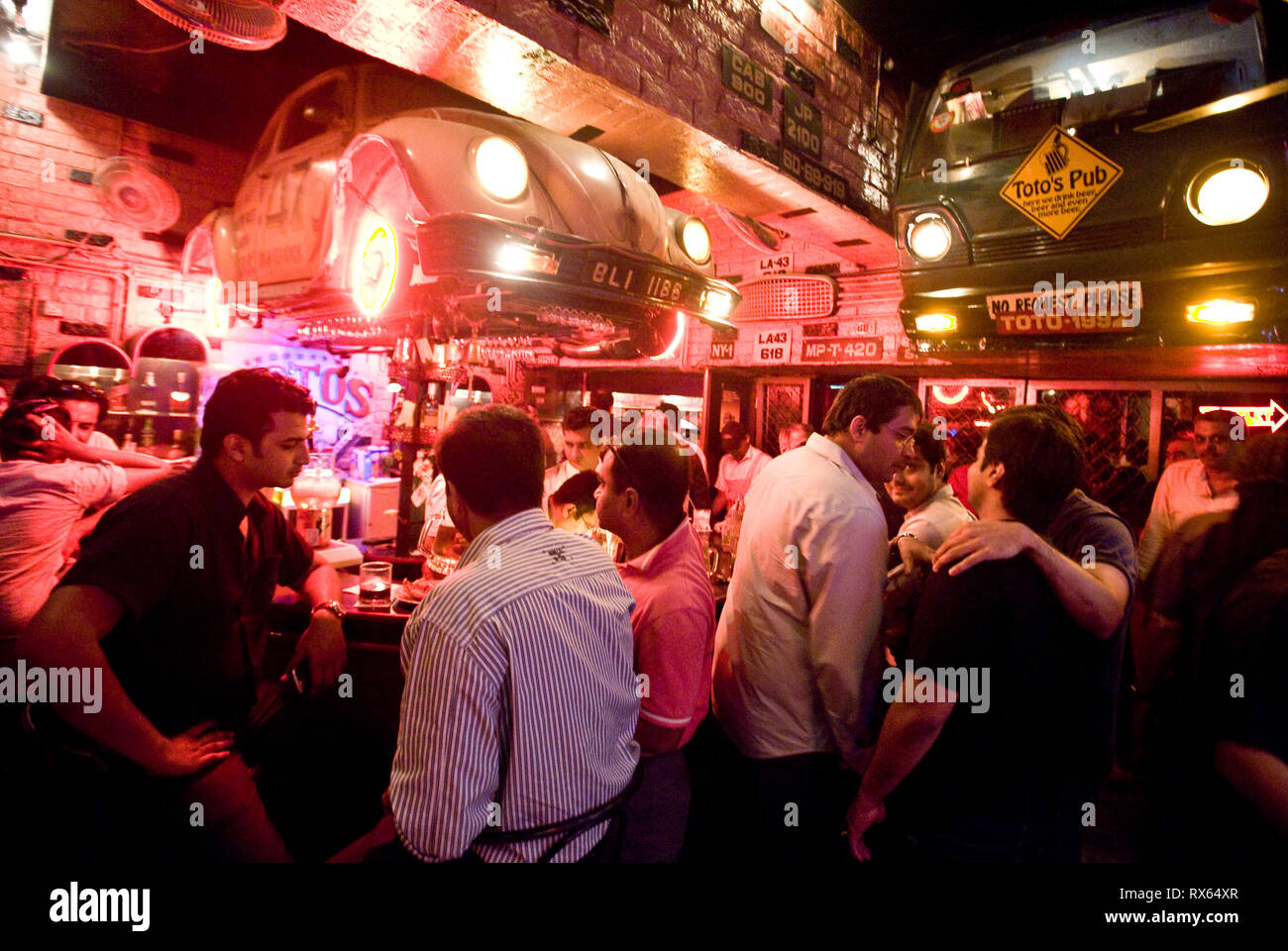 Iconic Mumbai Bars: Toto's Bar and Garage, Bandra Stock Photo - Alamy