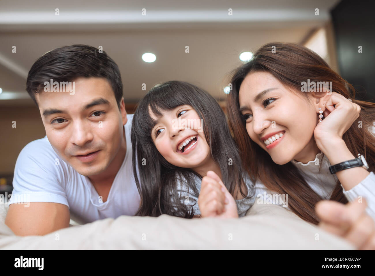 Portrait Happy Asian Family Stock Photo - Alamy