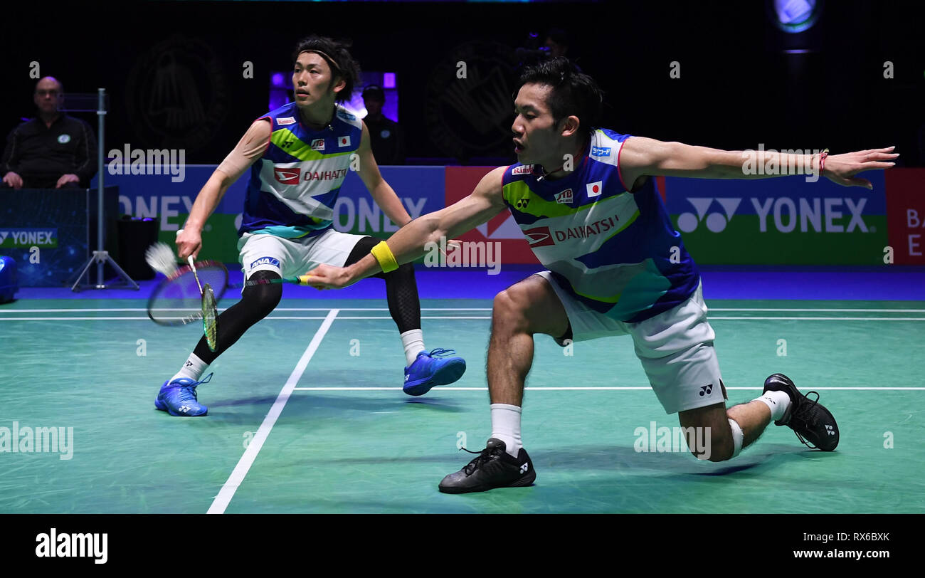 Drop shot badminton hi-res stock photography and images - Alamy