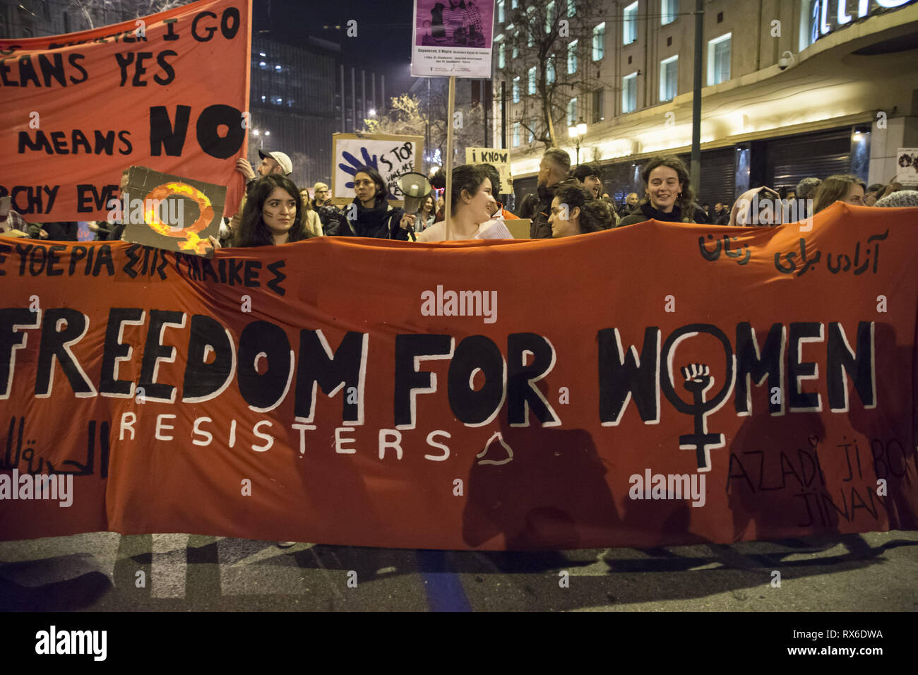 Athens, Greece. 8th Mar, 2019. Women and men march in the streets of ...