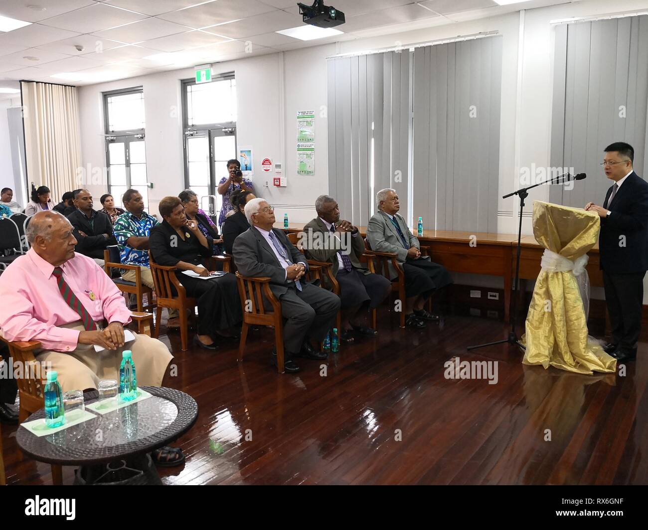 (190308) -- SUVA, March 8, 2019 (Xinhua) -- Chinese Ambassador to Fiji ...