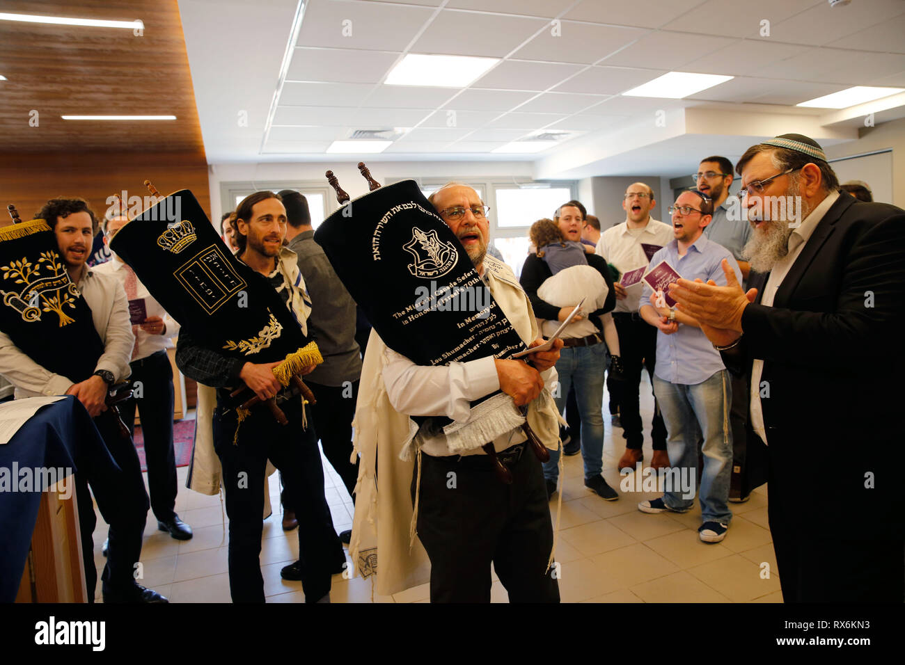 New sefer torah ceremony hi-res stock photography and images - Alamy