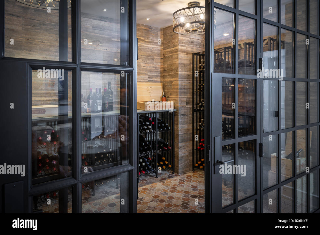 Old wine collection cellar hi-res stock photography and images - Alamy