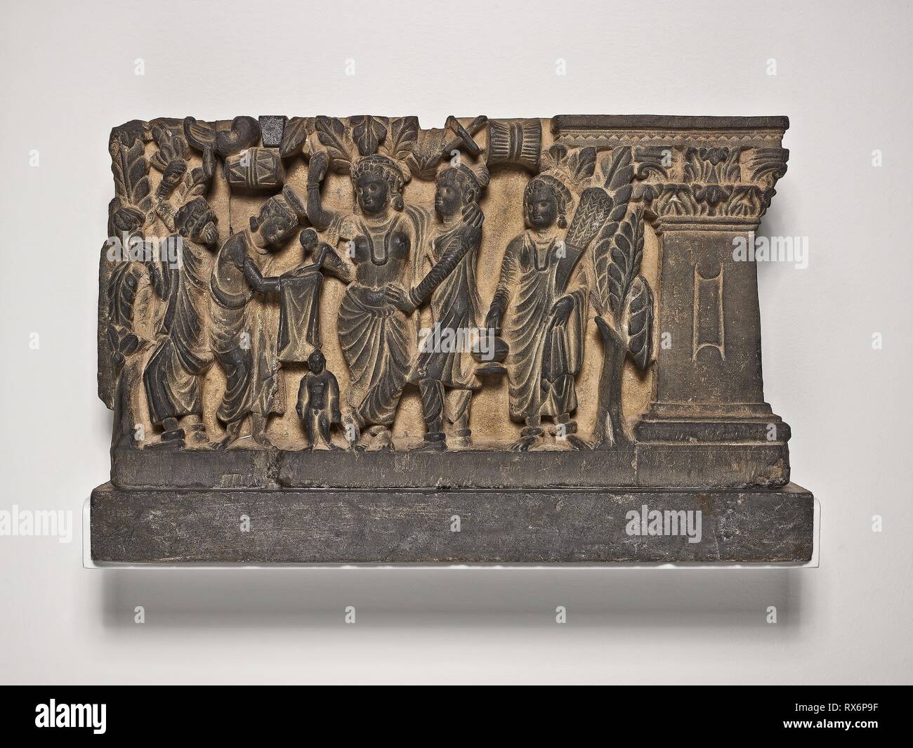 Birth of buddha gandhara pakistan hi-res stock photography and images ...