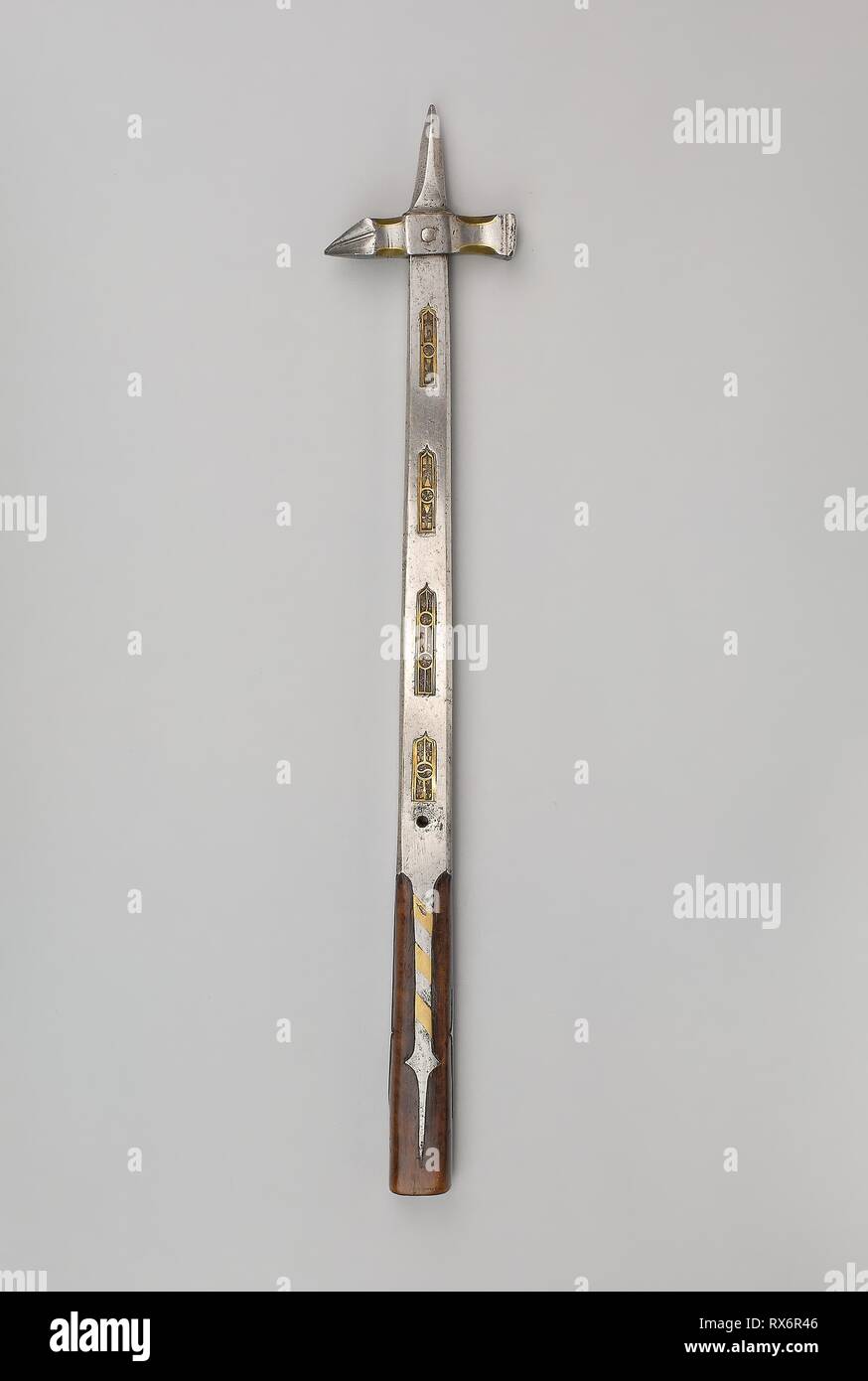 Medieval war hammer hi-res stock photography and images - Alamy