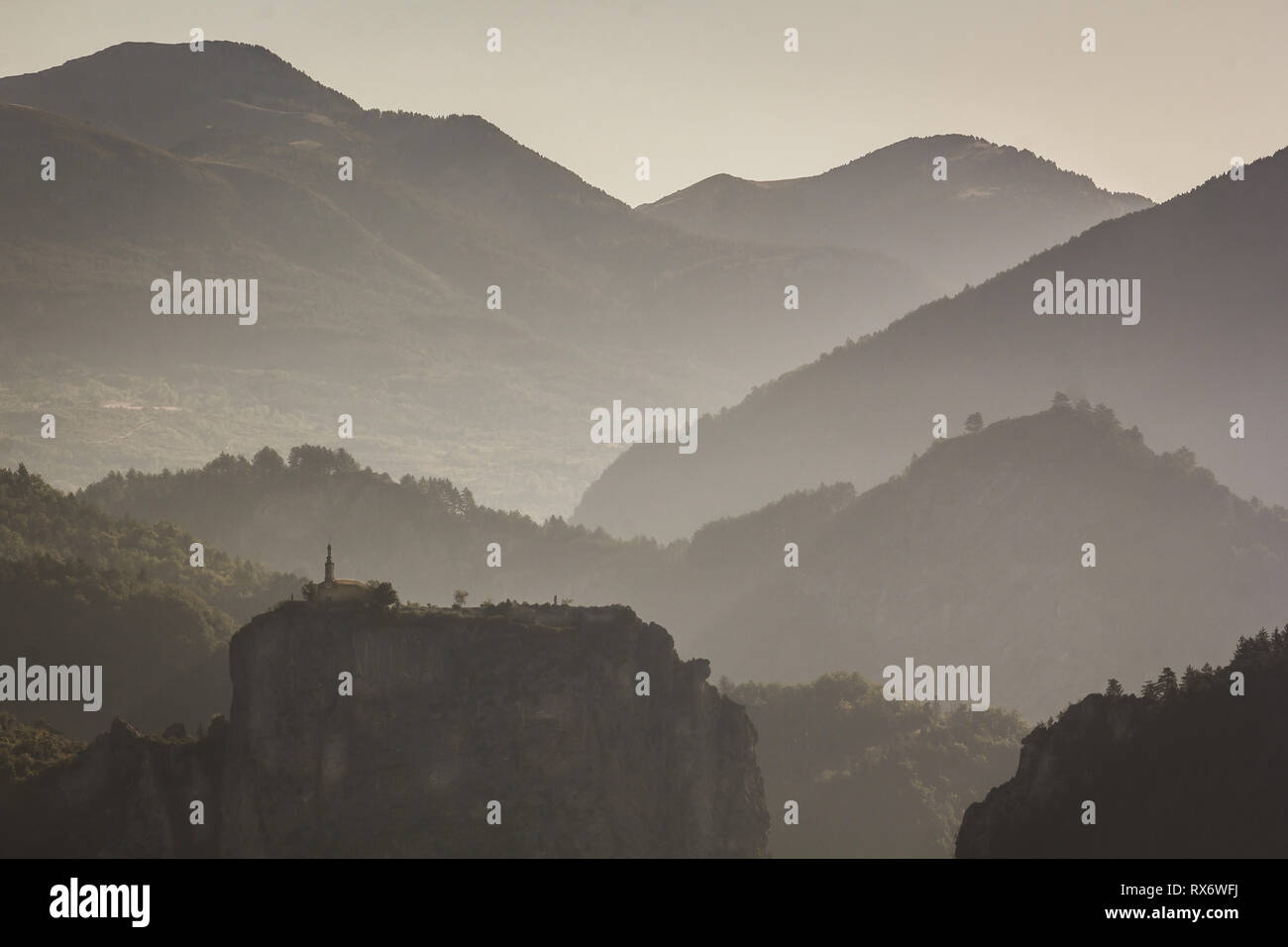 Notre dame du roc hi-res stock photography and images - Alamy