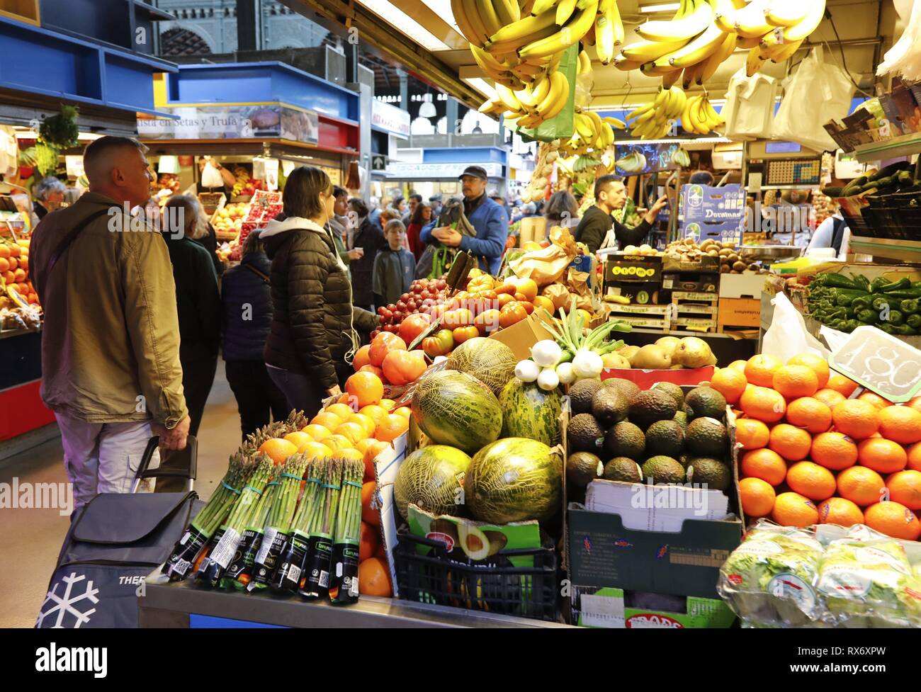 Fresh spanish Fruit and Vegetables are offered at Malaga's fruit market ...