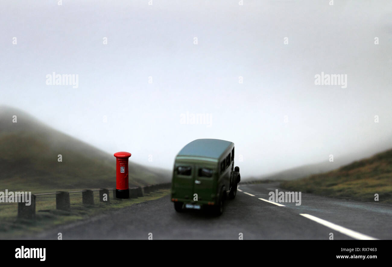 Green model van hi-res stock photography and images - Alamy