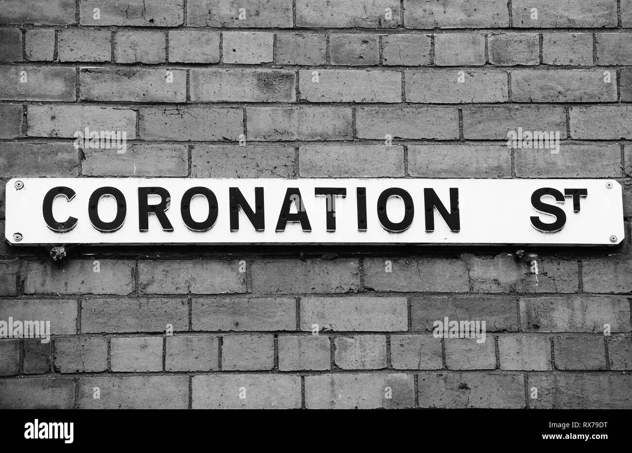 Coronation street sign salford hi-res stock photography and images - Alamy