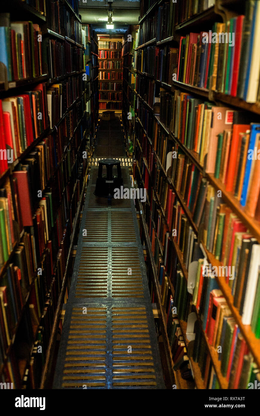 The London Library in St James's Square Stock Photo - Alamy
