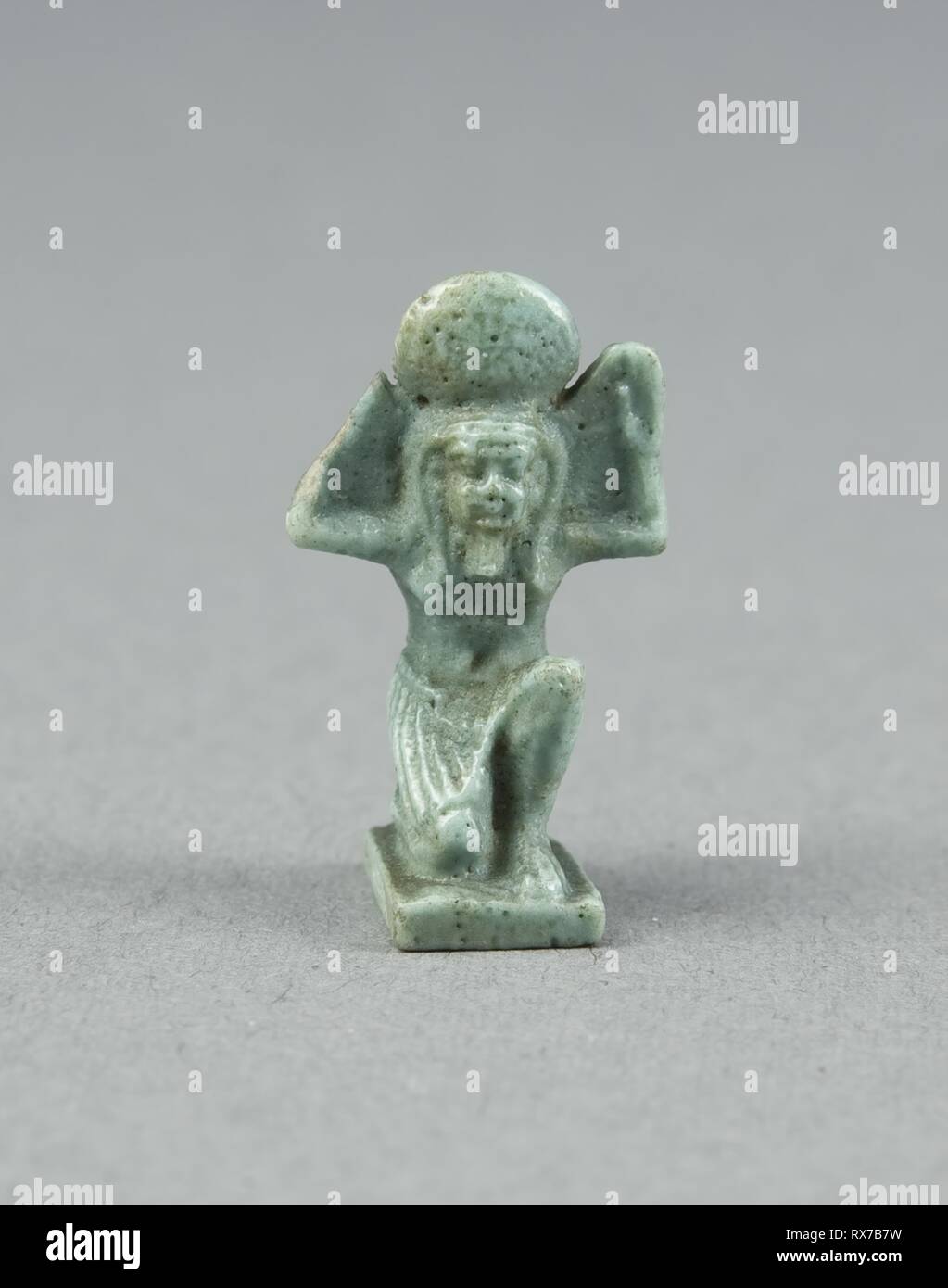 Shu amulet hi-res stock photography and images - Alamy