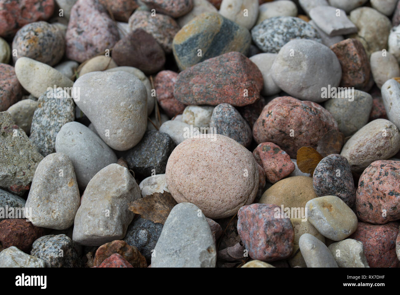 Pebble stones outdoors hi-res stock photography and images - Alamy