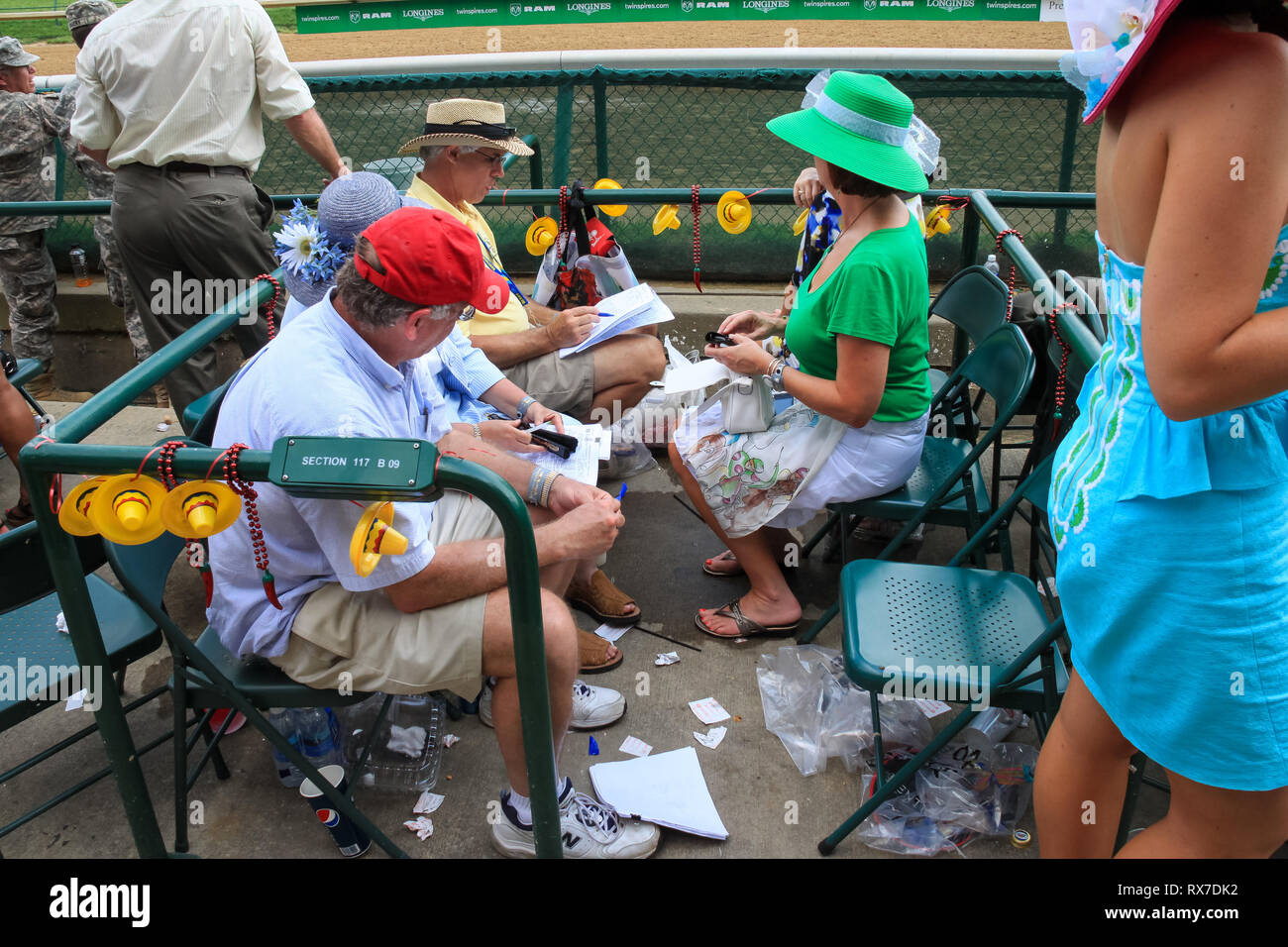 Kentucky Derby Horse Race at Louisville, USA - Attendants of the Derby ...