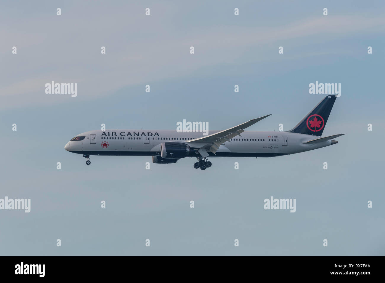 Air Canada Plane Stock Photo - Alamy