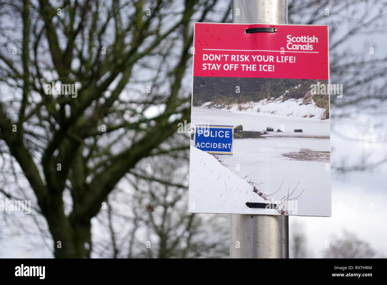 Ice warning hi-res stock photography and images - Alamy