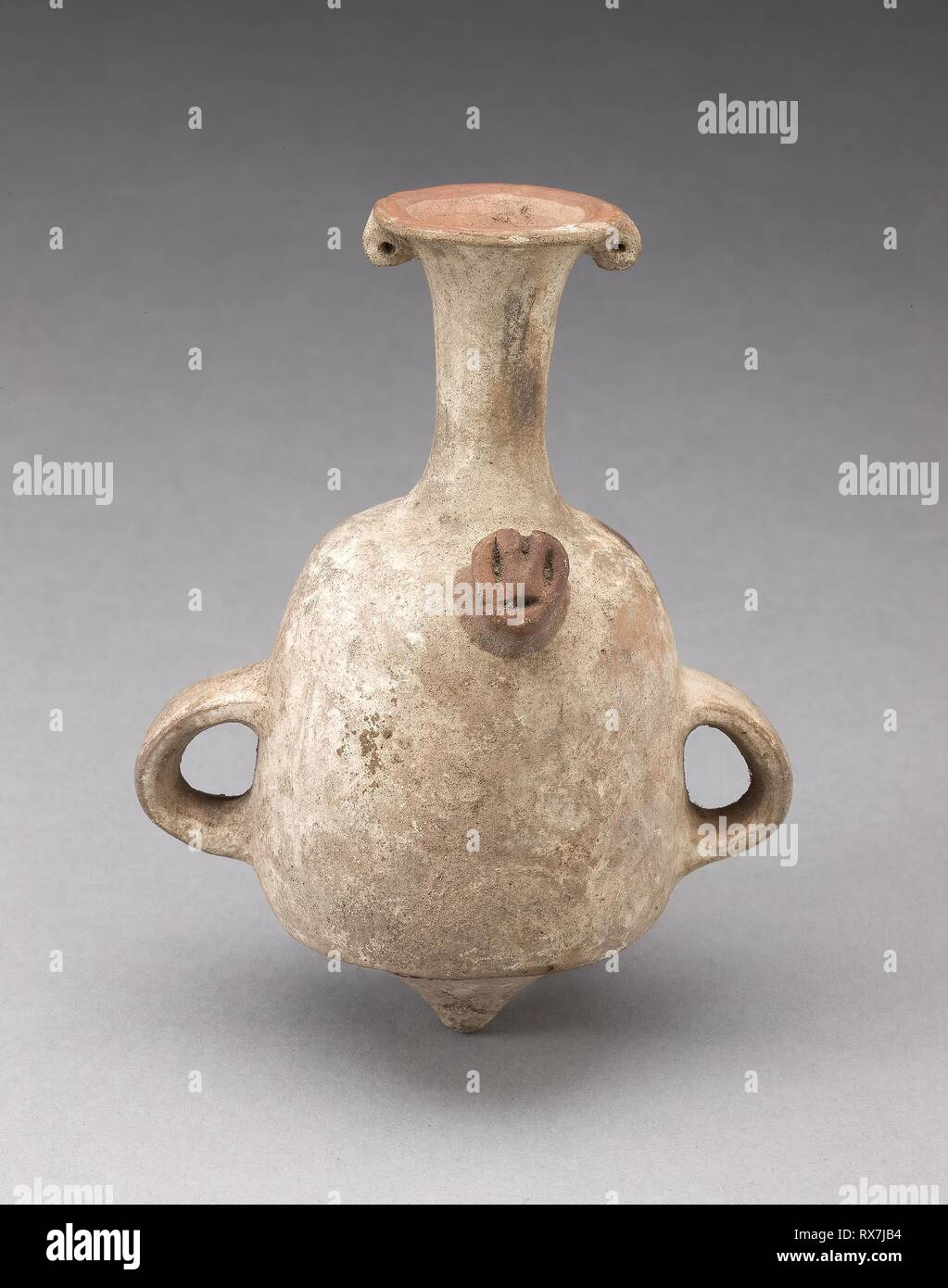 Miniature aryballos hi-res stock photography and images - Alamy