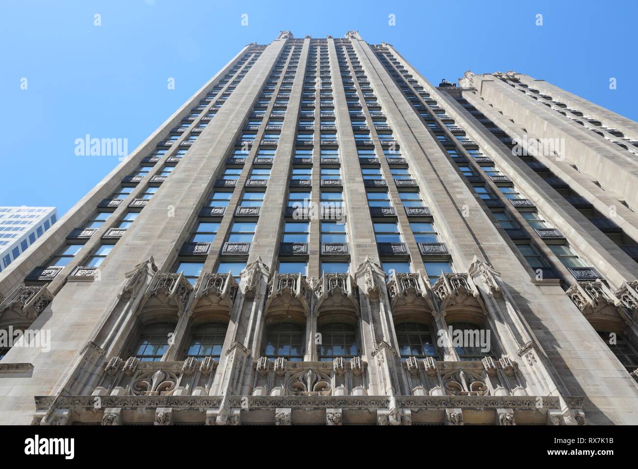 CHICAGO, USA - JUNE 27, 2013: Tribune Tower neo-gothic skyscraper in ...