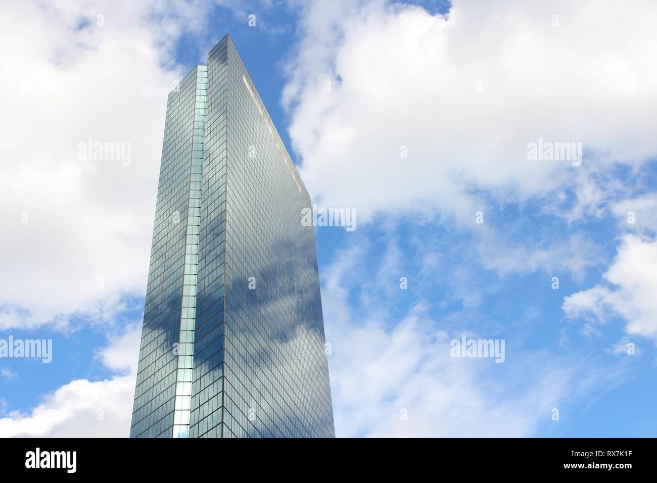 Tallest building in boston hi-res stock photography and images - Alamy