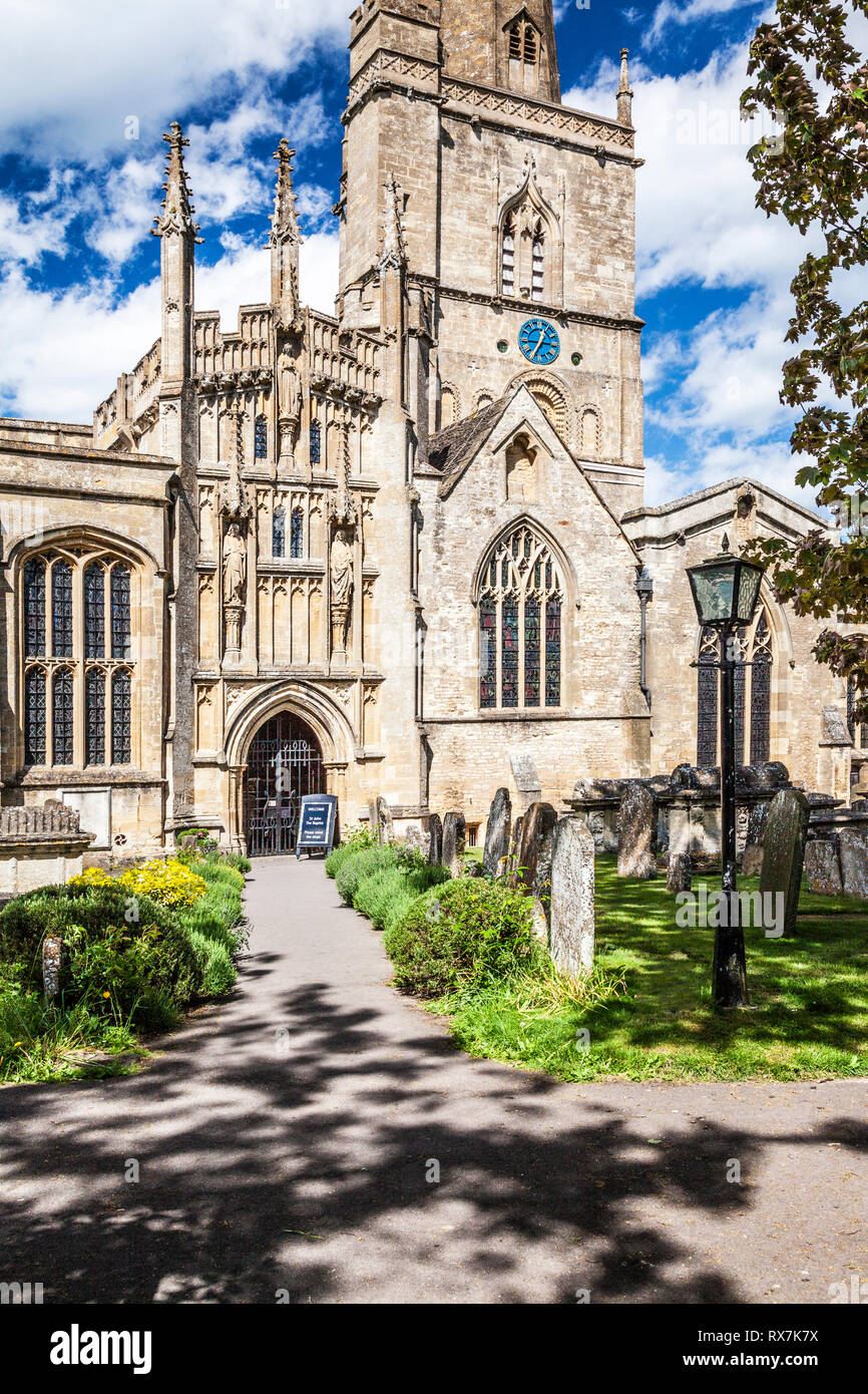 Burford parish church in burford hi-res stock photography and images ...