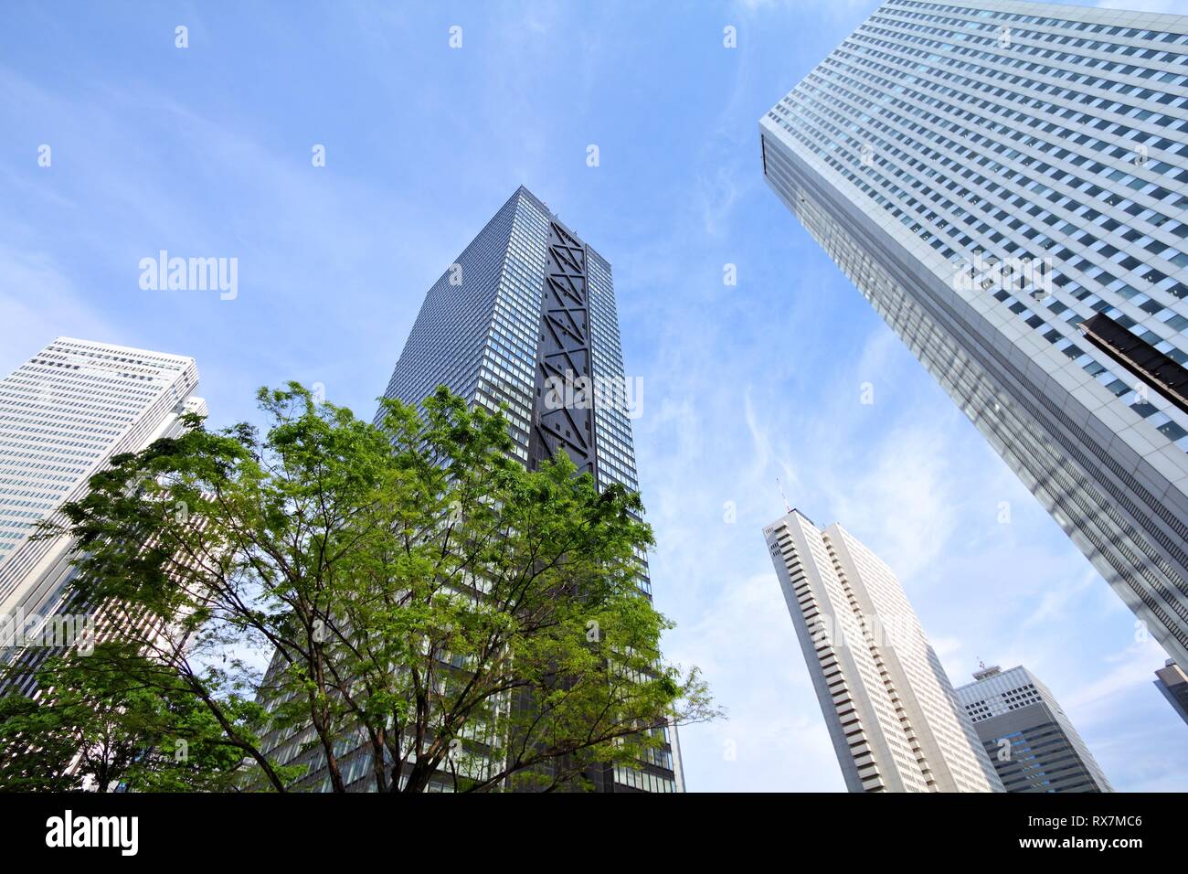 Shinjuku mitsui building hi-res stock photography and images - Alamy