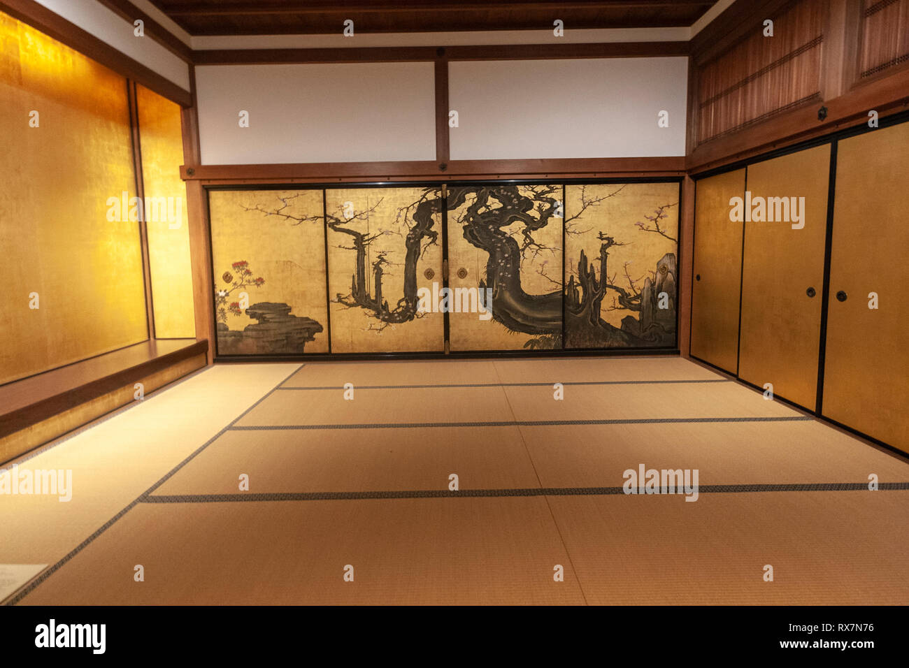 Sansetsu kano hi-res stock photography and images - Alamy