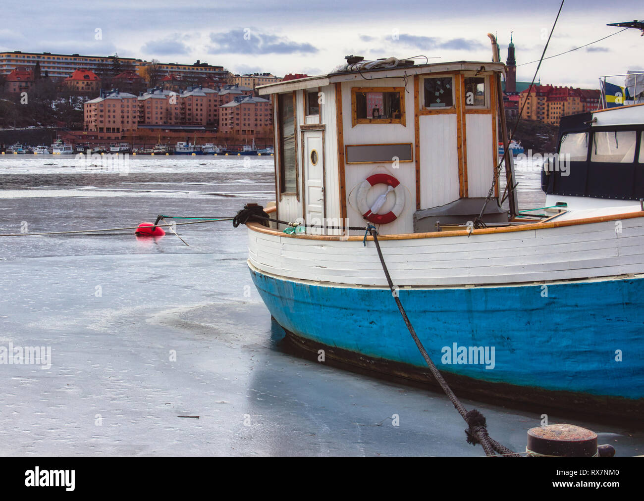 Vessel with blue hull hi-res stock photography and images - Alamy