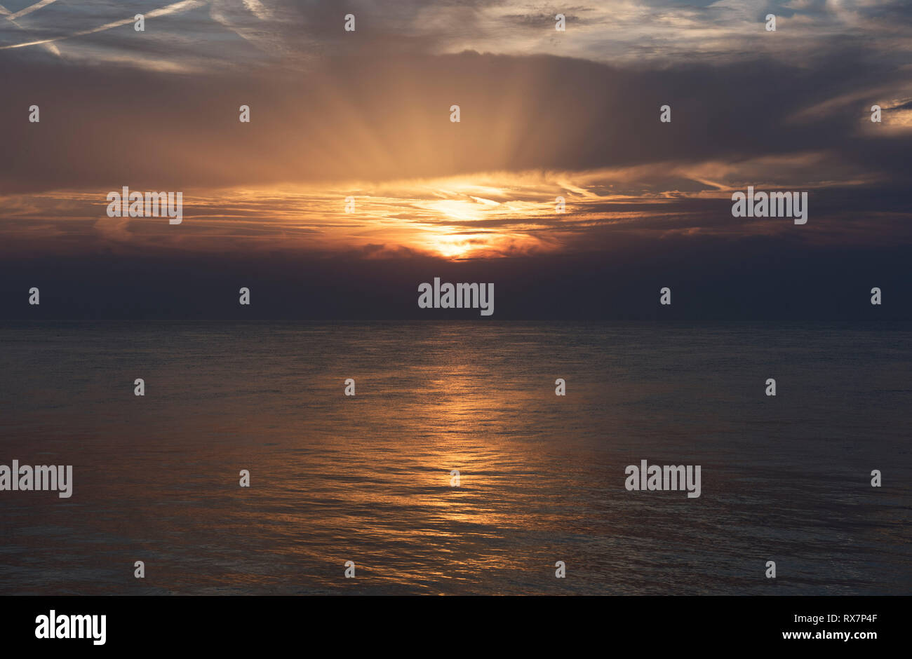 Dark moody sunset hi-res stock photography and images - Alamy