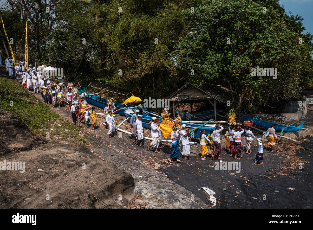 Balinese religious beach ceremony, Tabanan, Bail, Indonesia Stock Photo ...