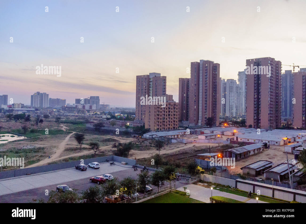 Kolkata high rise hi-res stock photography and images - Alamy