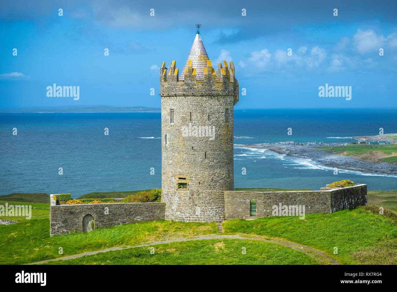 old Doonagore Castle near Doolin Stock Photo - Alamy