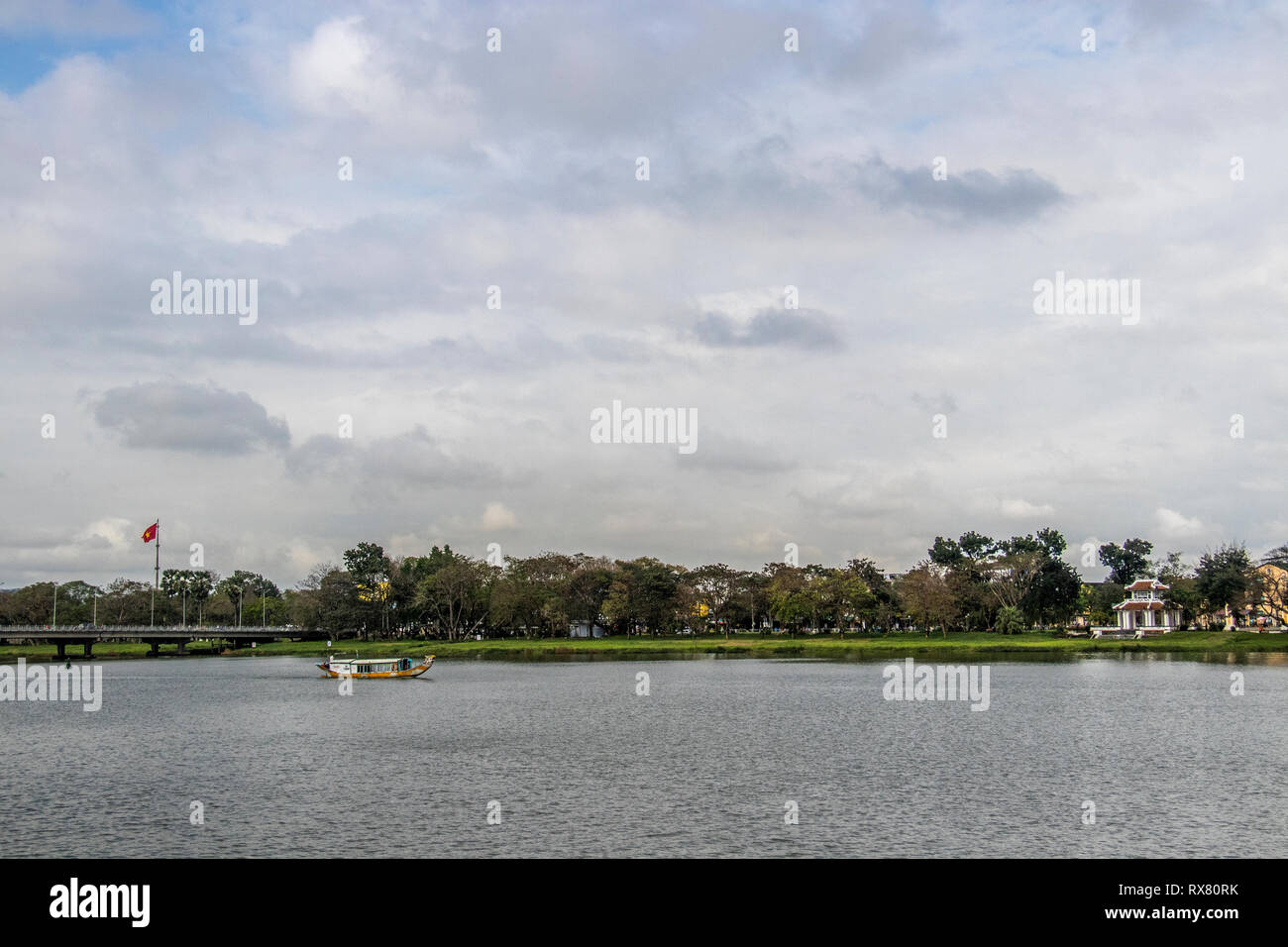 Perfume river bridges hi-res stock photography and images - Alamy